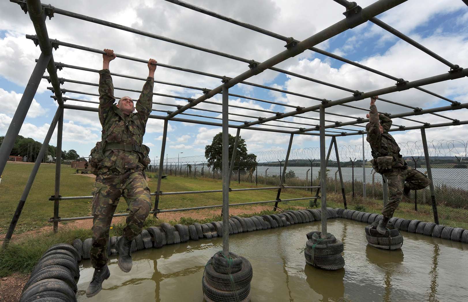 Royal Marines, Bottom Field, Obstacle 5 (3) – Boot Camp & Military ...